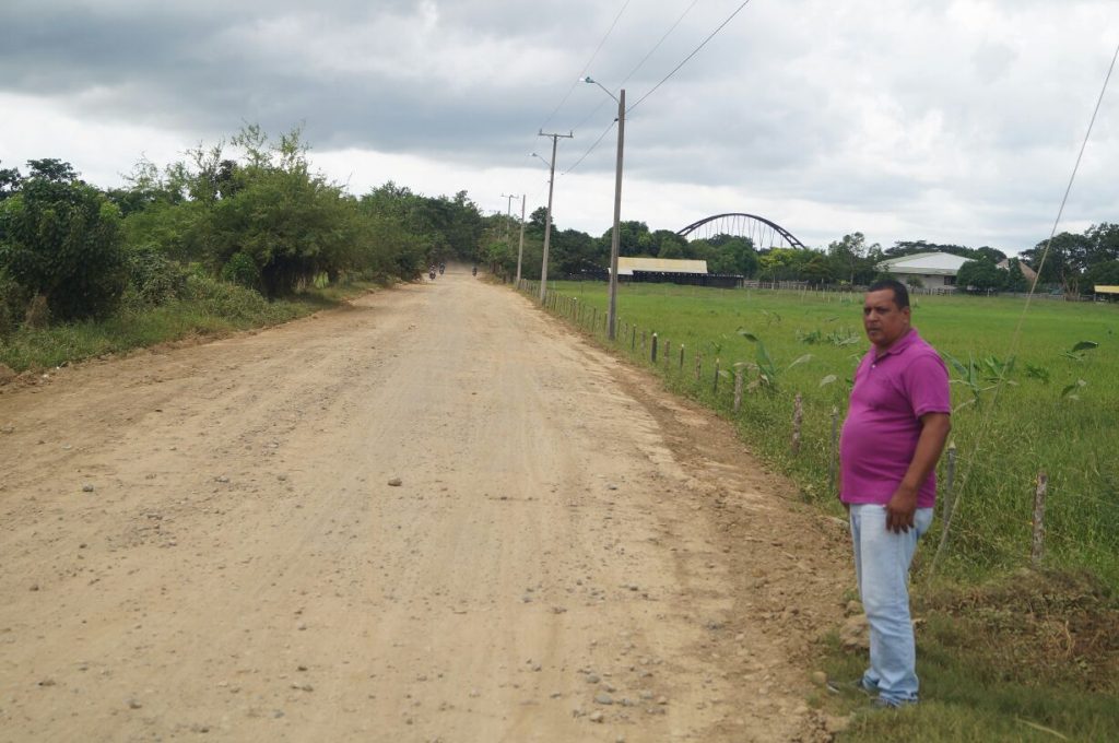 Mejoran vía de acceso al puente metálico en San Pelayo – LARAZÓN.CO