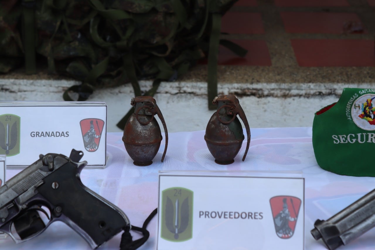 Decomisan material de guerra del Clan del Golfo en el Bajo Cauca ...