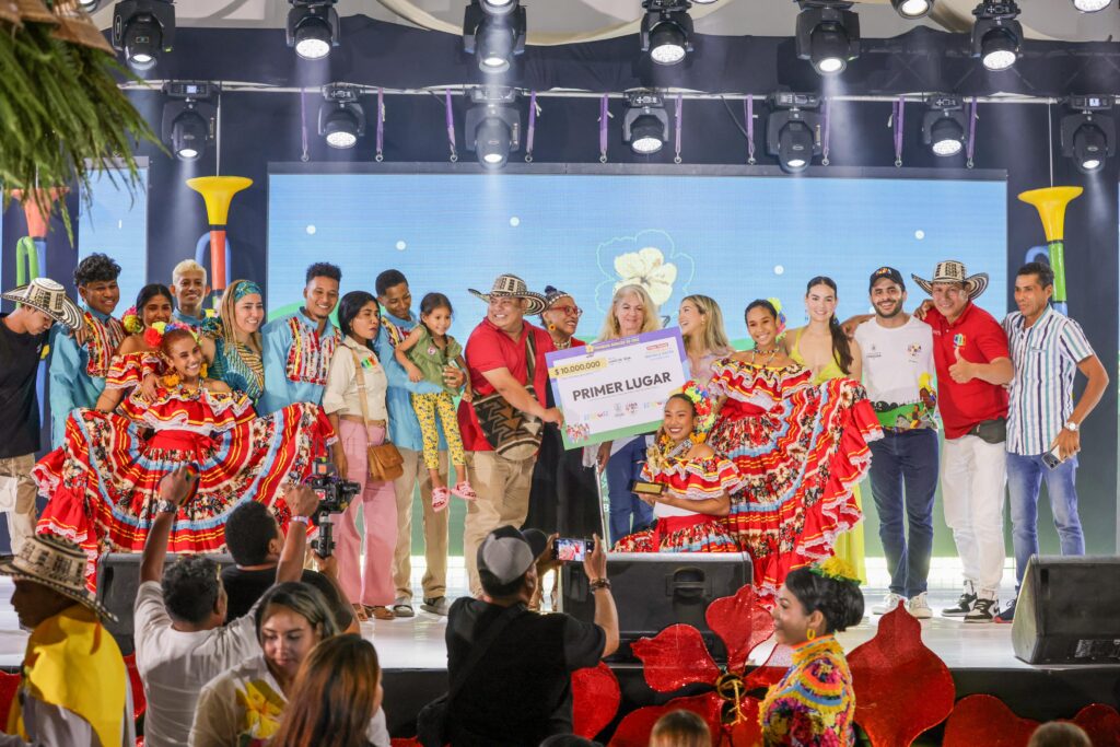 Festival Bonche de Oro premió a los mejores exponentes de la danza y ...