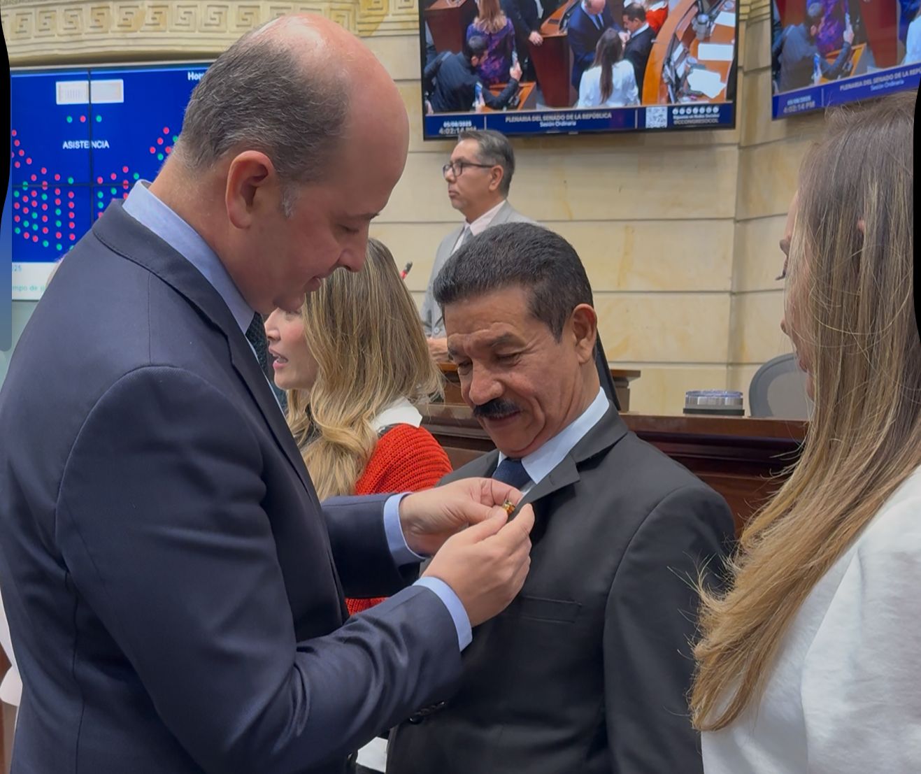 Senador Marcos Daniel reconoce a Miguel ‘Happy’ Lora a 40 años de su ...